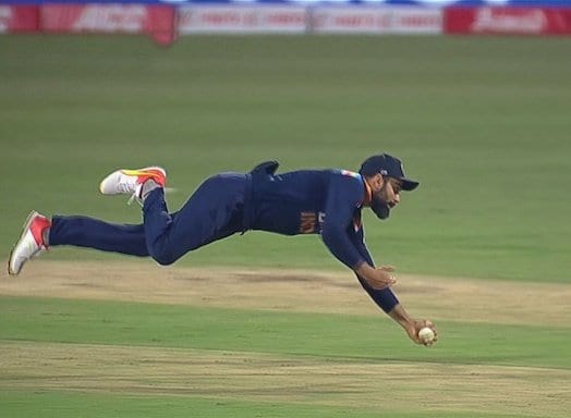 Best Catches taken by Players in Test Matches