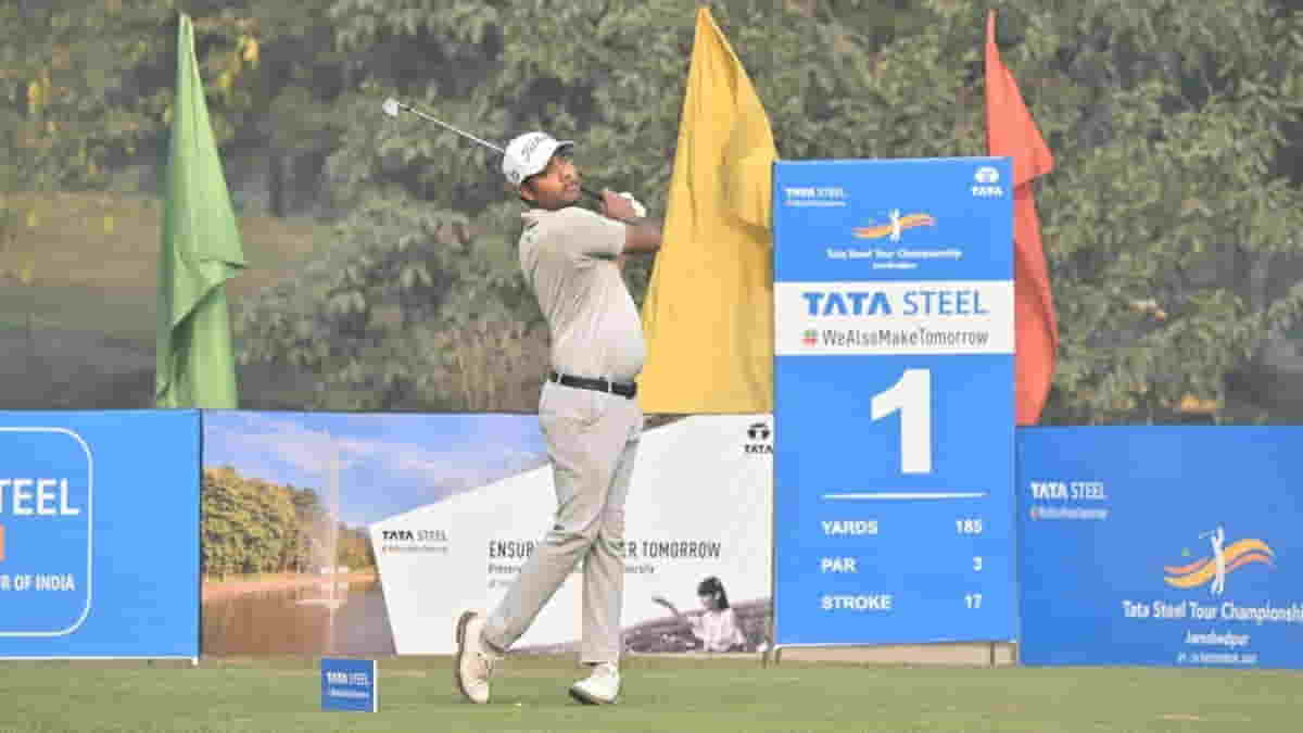 Delhi's Kapil Kumar shot | Sports Digest