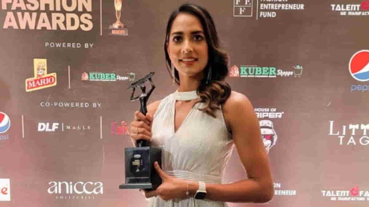 Karman Kaur Thandi wins the 'Most Stylish Sportsperson' Award at IFA 2022
