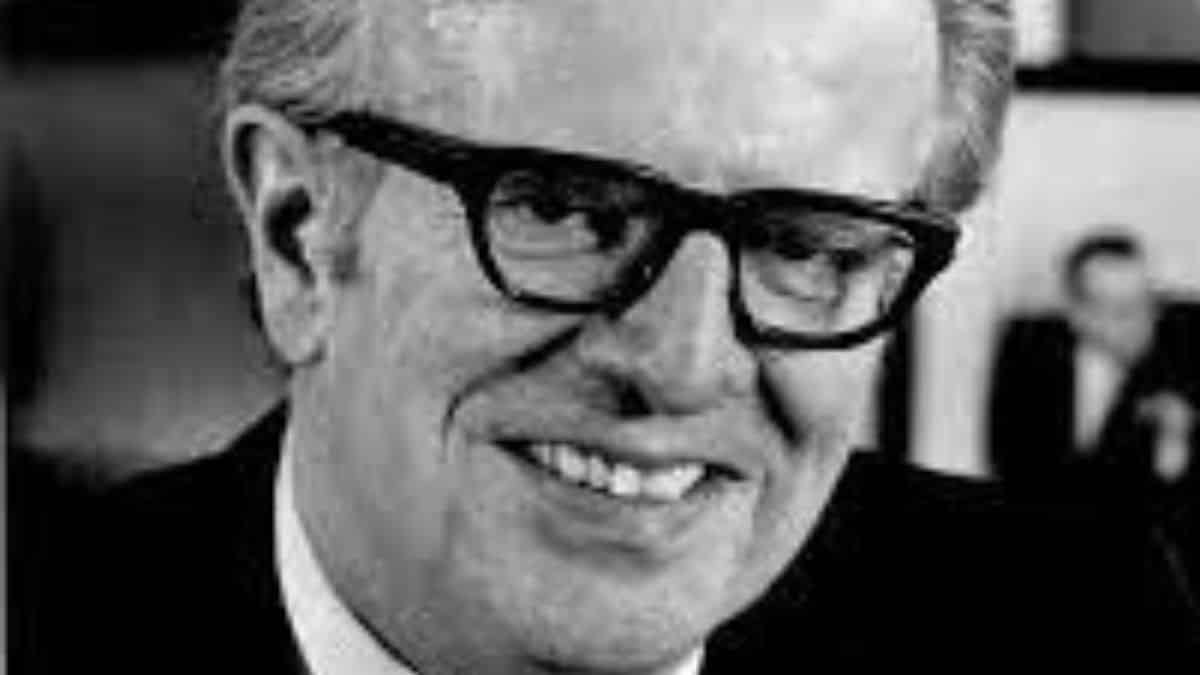 NBA President Larry O'Brien | Sports Digest